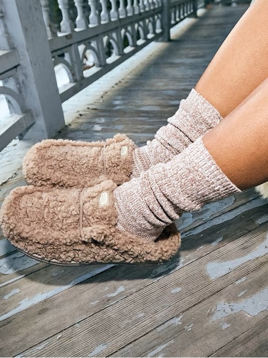 Hey Dude | Shoes | Hey Dude Wendy Fuzzy Shearling Slippers In The ...